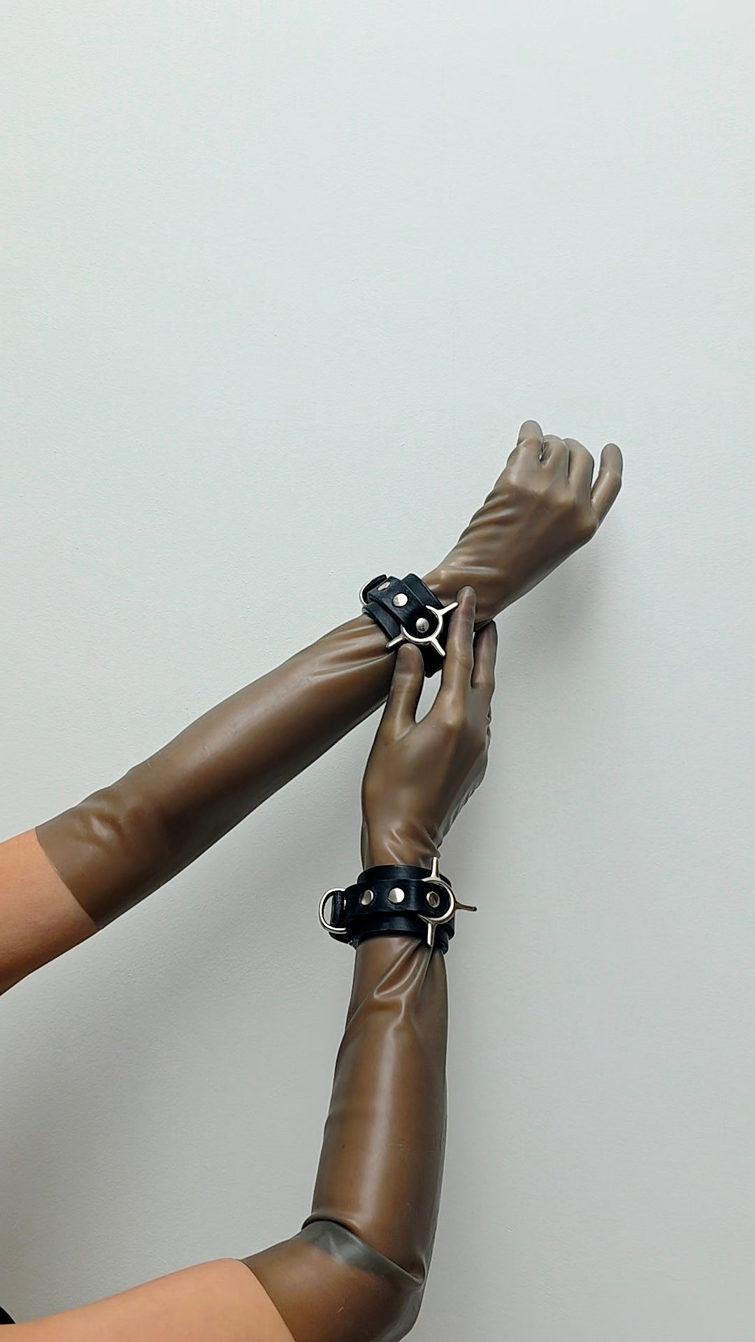 Spike wrist cuffs – PRIMAL LEATHER